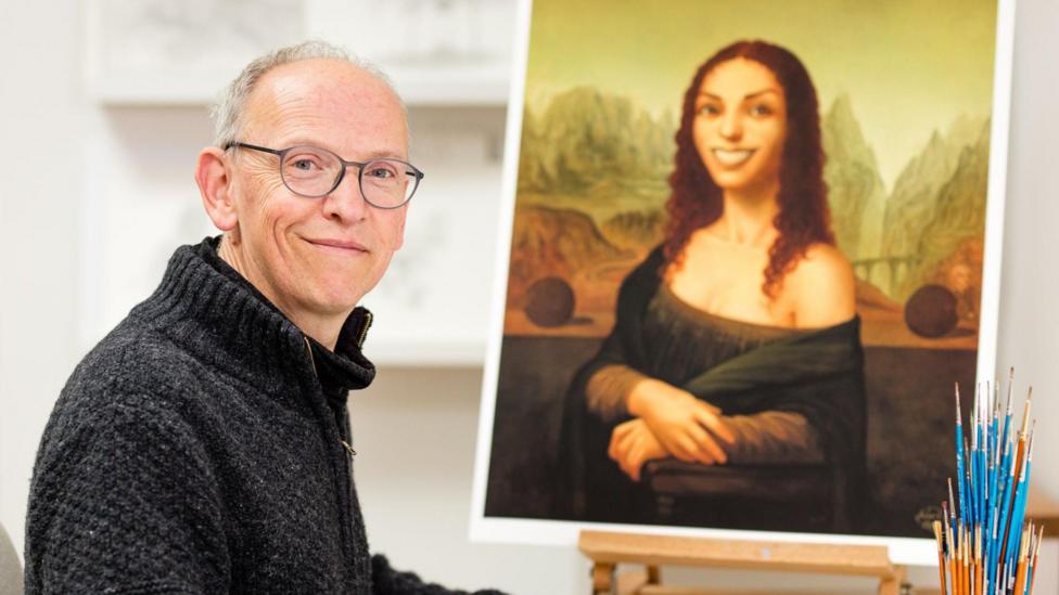 Weston Museum showcases Terry Pratchett's Discworld art - BBC News