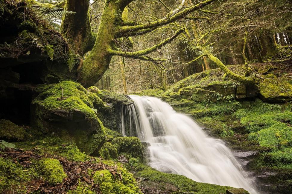 Lluniau: Bannau Brycheiniog yn 60 // In pictures: Brecon Beacons at 60 ...
