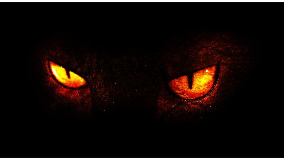 Digging up the truth about the notorious hellfire clubs - BBC News