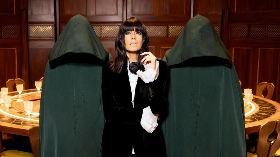 Traitors' Linda gets Leicester Square billboard award - BBC News