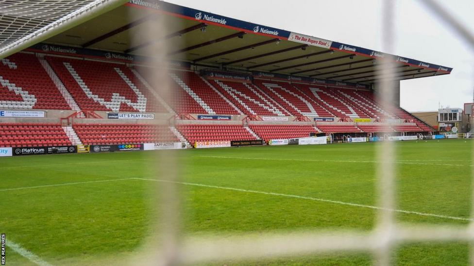 Benn Ward: Swindon Town sign Burnley defender on season-long loan - BBC ...