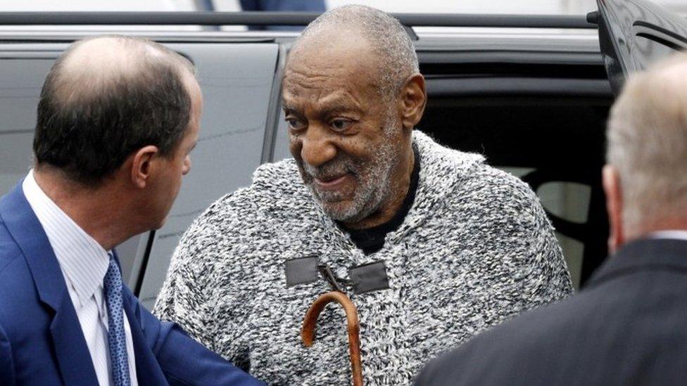 Bill Cosby to claim immunity in sex assault case - BBC News