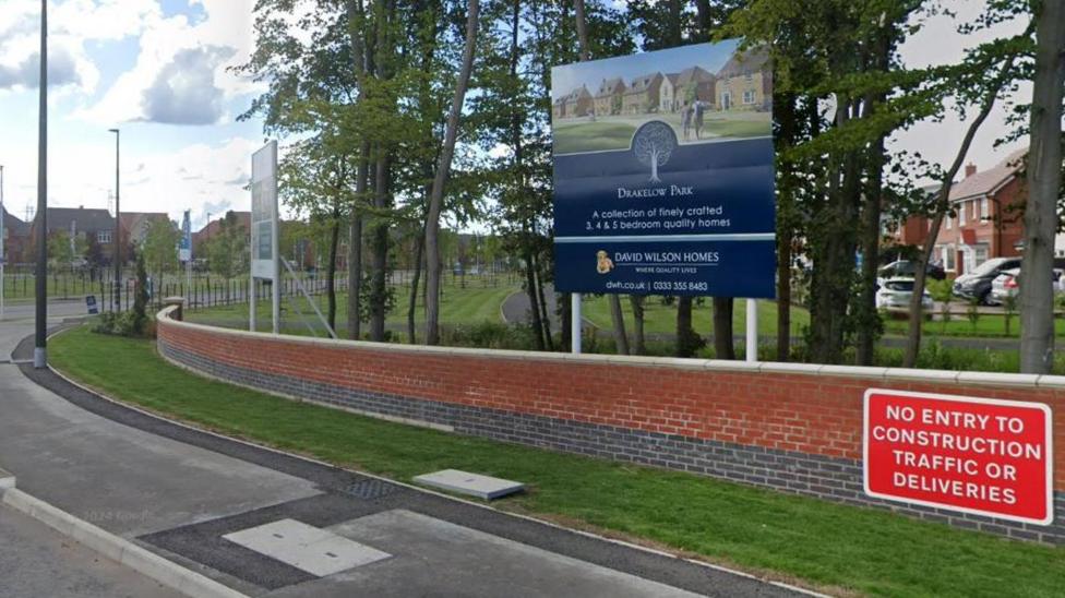 Green light for homes on former Drakelow power station site - BBC News