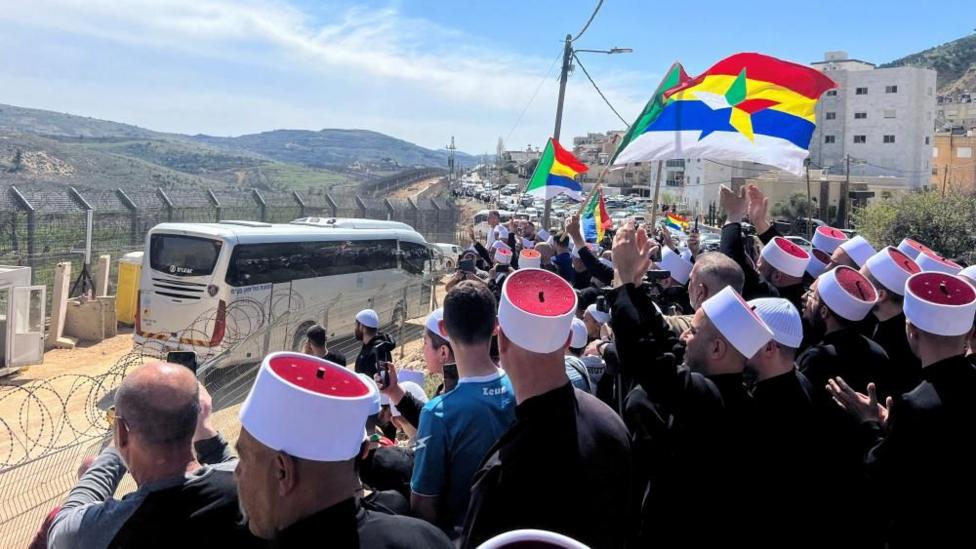 Who are the Druze and why is Israel attacking Syria? - BBC News