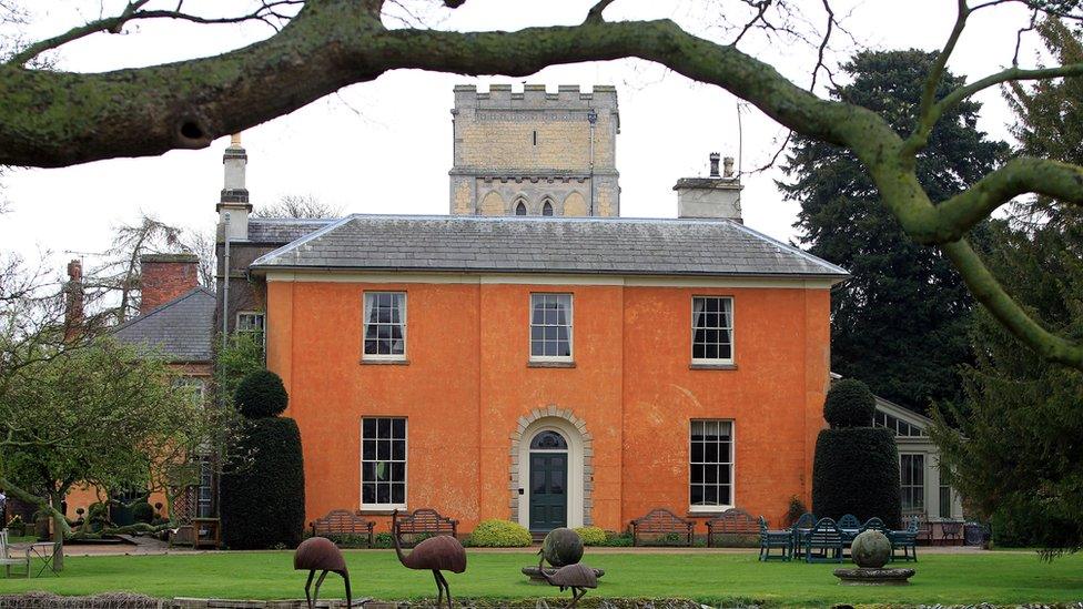 Langar Hall owner Imogen Skirving killed in Menorca crash - BBC News