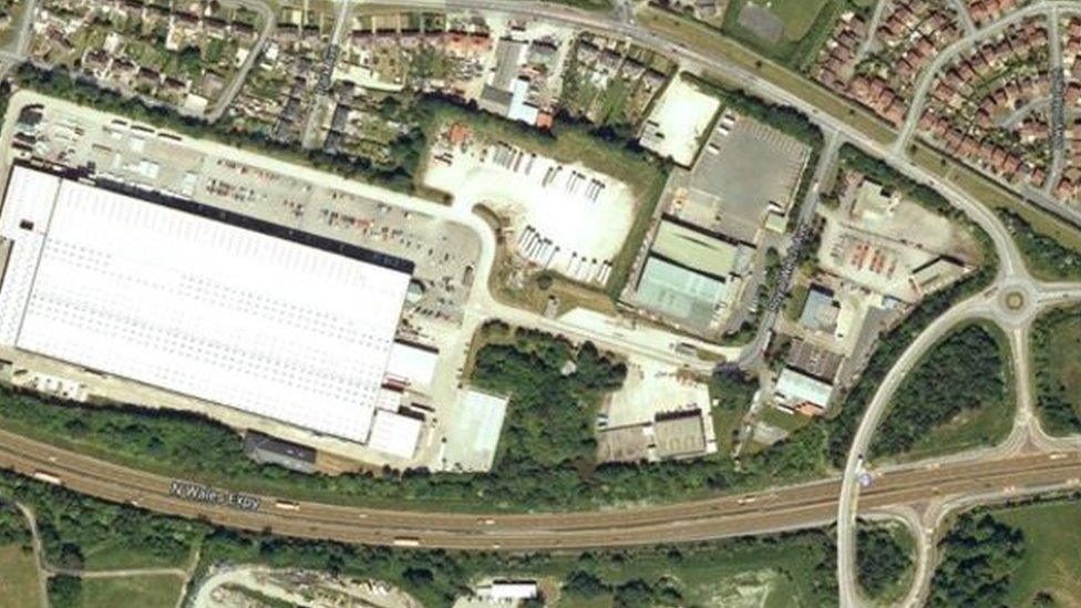 20 new jobs as Real Petfood moves to ex-Hotpoint site - BBC News