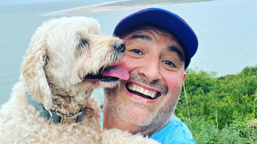 How musicians are opening up about their mental health - BBC News