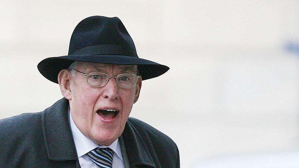 State papers: Ian Paisley battled for Ulster-Scots - BBC News