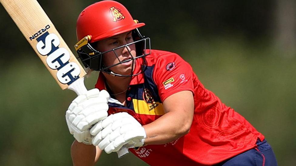 Madeline Penna: Essex sign Australian all-rounder for women's T20 Blast ...