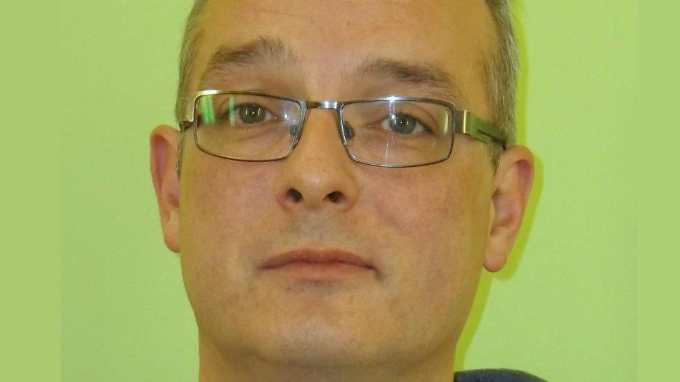 Guernsey finance director was 'reckless risk taker' - BBC News