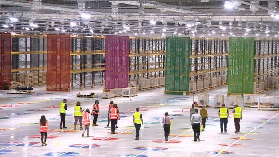 Huge Science Museum Group collection opens to public near Swindon - BBC ...