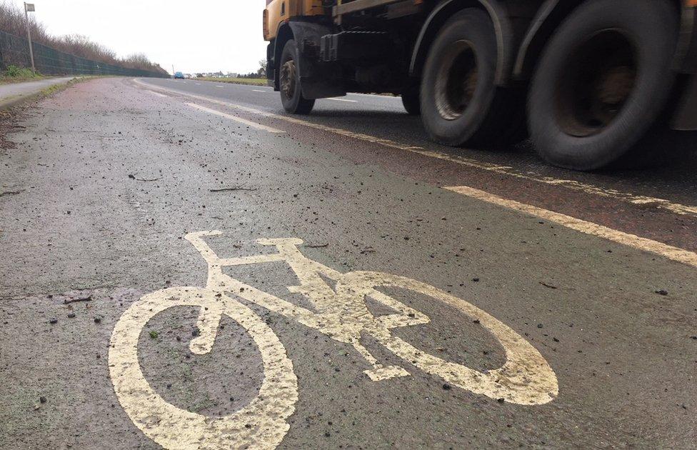 Landowners object to Comber greenway extension - BBC News