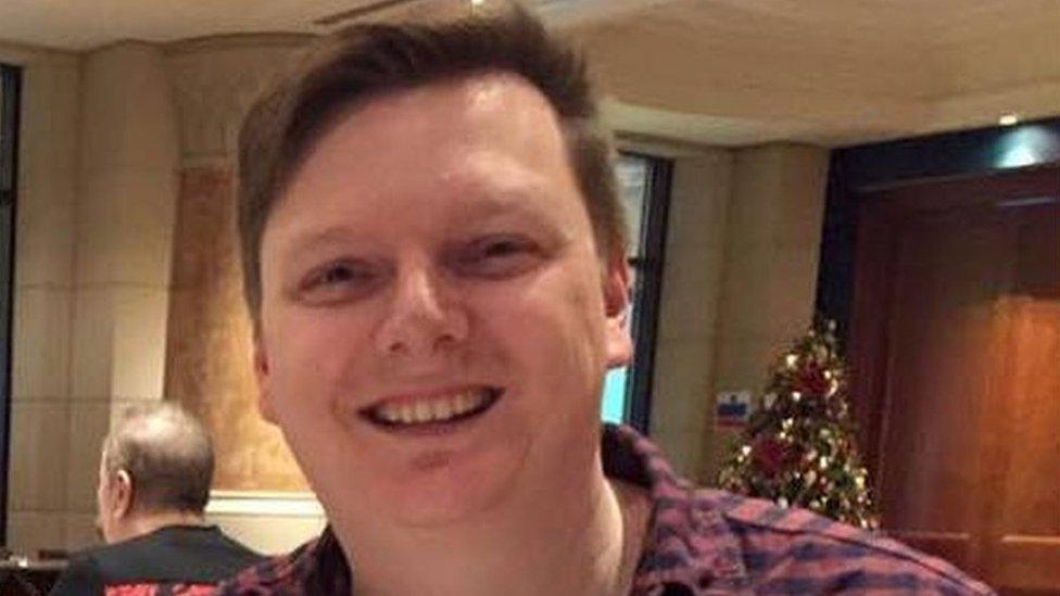 Ysgol-y-Deri teacher Ben Williams 'left pupils unsupervised' - BBC News