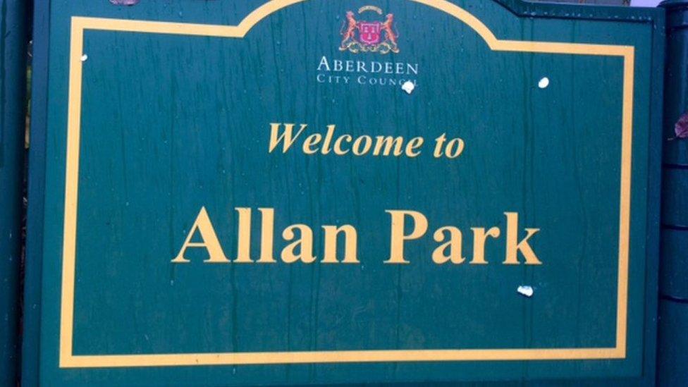Vandals disrupt Allan Park restoration in Aberdeen - BBC News