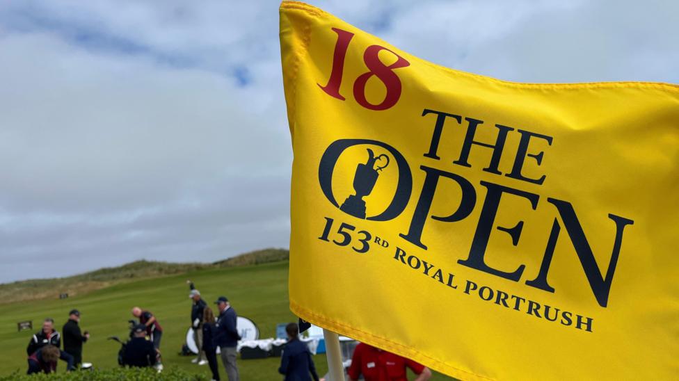 Royal Portrush crowd to get extra train services - BBC News