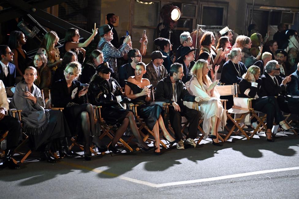 Vogue World: Film and fashion stars celebrate cinematic style - BBC News
