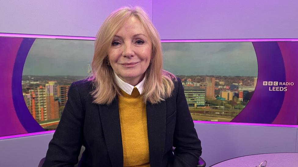 New West Yorkshire buses to provide free disabled travel - BBC News