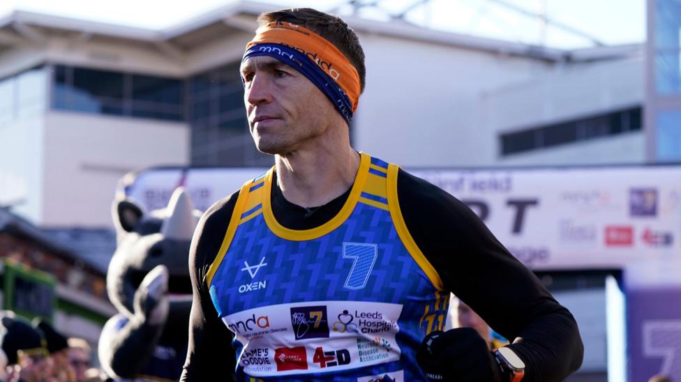 Kevin Sinfield Hull challenge: Everything you need to know - BBC News