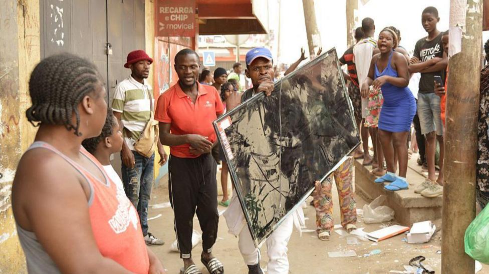 Angola's deadly protests: 'The hungry can't stay silent' - BBC News