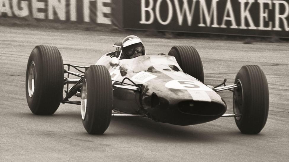 Duns museum to display Jim Clark racing cars - BBC News
