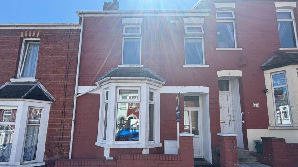 Gavin and Stacey: Barry house home to Doris goes up for sale - BBC News