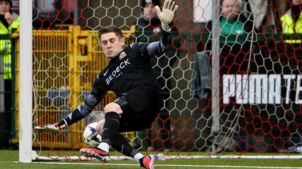 Irish Premiership: Stopper Gareth Deane joins newly promoted Bangor ...