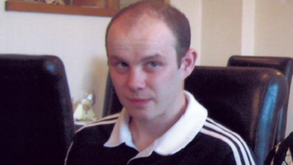 Police ask for new information on Stefan Sutherland's death - BBC News