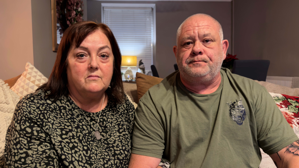 Parents of Nathan Osman who died in Benidorm call for answers - BBC News