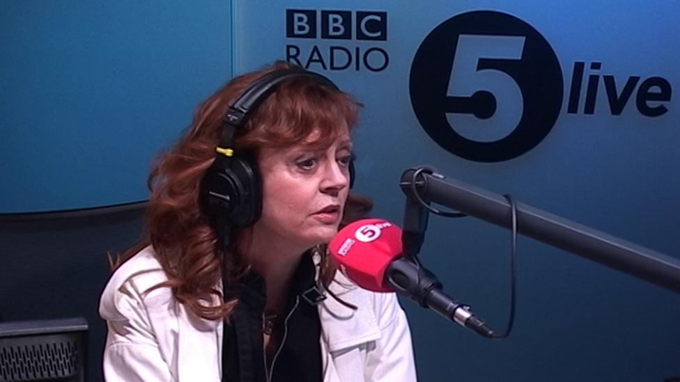 Paul Newman: Hollywood legend was so insecure, says daughter - BBC News