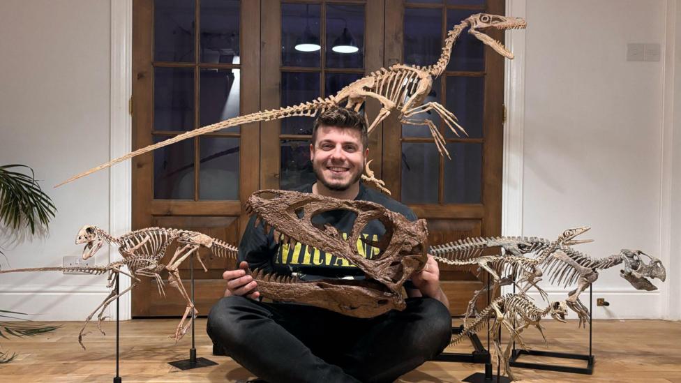 World's first replica of toothless dinosaur on display in Suffolk - BBC ...