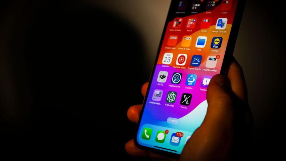 What is 'AI washing' and why is it a problem? - BBC News