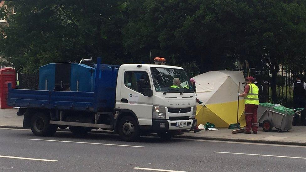 Russell Square stabbings shock London - BBC News