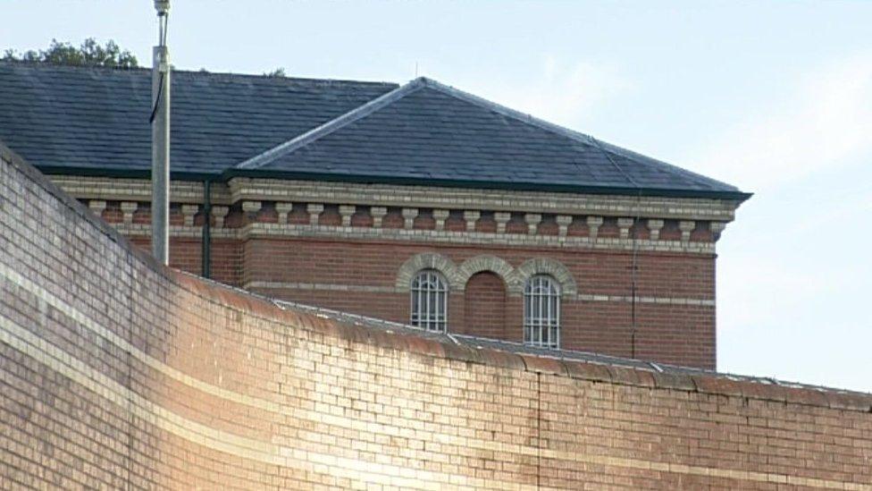 Broadmoor Hospital care will move 'seamlessly' to new building - BBC News