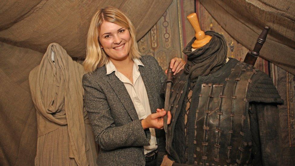 Macbeth film costumes loaned to museums - BBC News