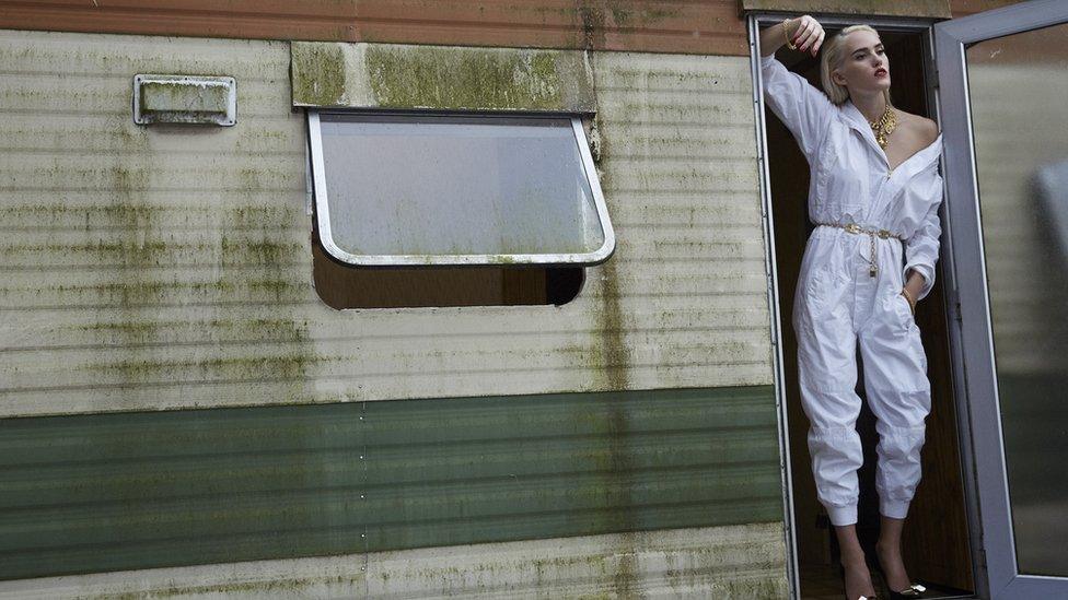 Meet singer Betsy: From a goose farm in Wales... to high fashion in ...