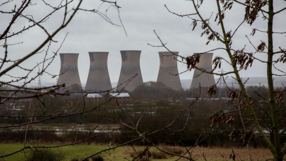 Computer virus alters cancer scan images - BBC News