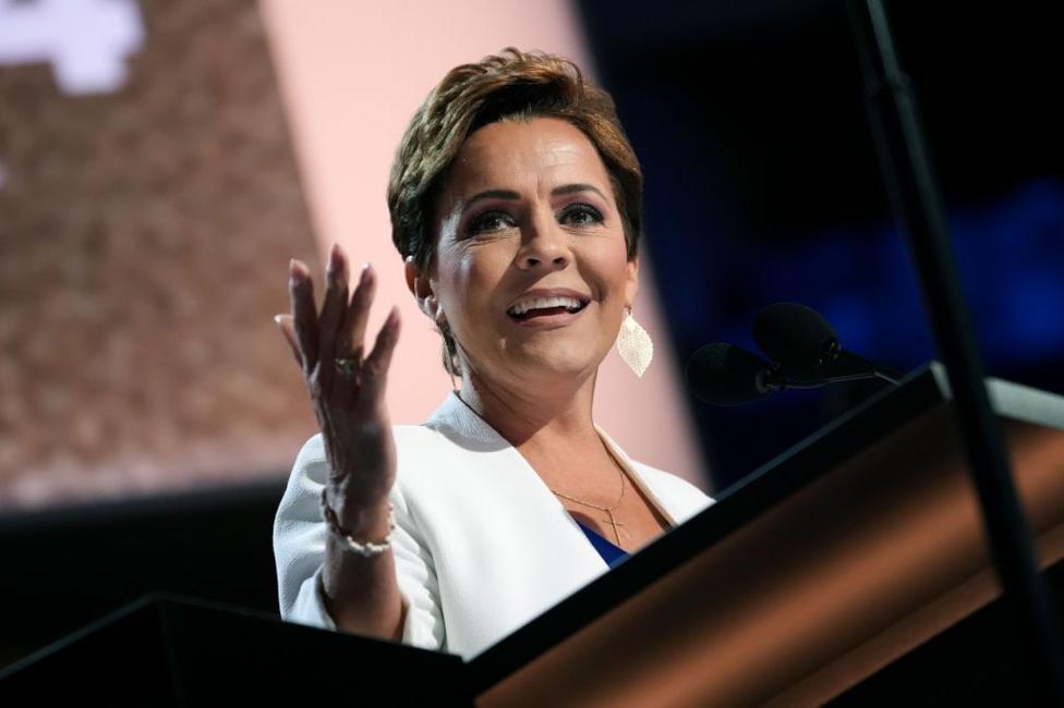 Fierce Trump ally Kari Lake tapped to lead Voice of America - BBC News