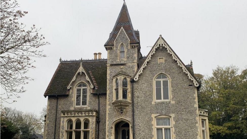 Woodland protected as Broadstairs care home approved - BBC News
