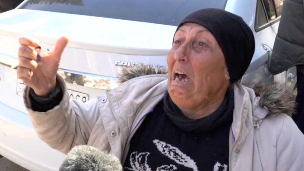 Syrian security forces monitored armed civilians who killed Alawites ...