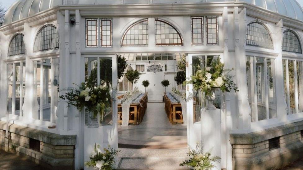 Norwich Unity Hub applies to host events at Carrow House - BBC News