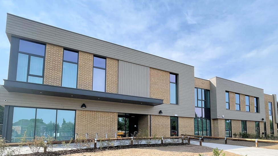 New Telford GP surgery to serve growing demand - BBC News
