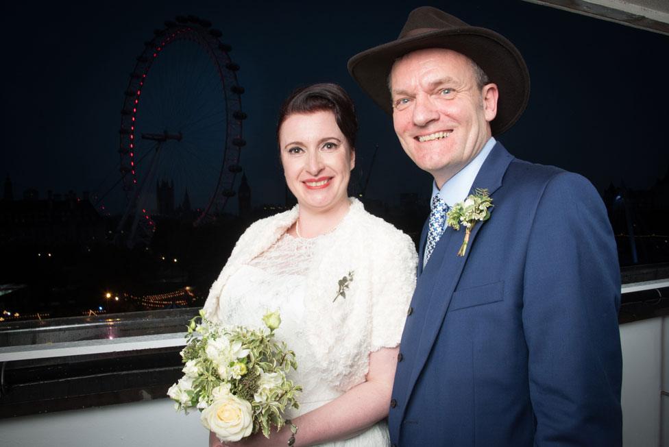 Creating the ideal bipolar wedding - BBC News