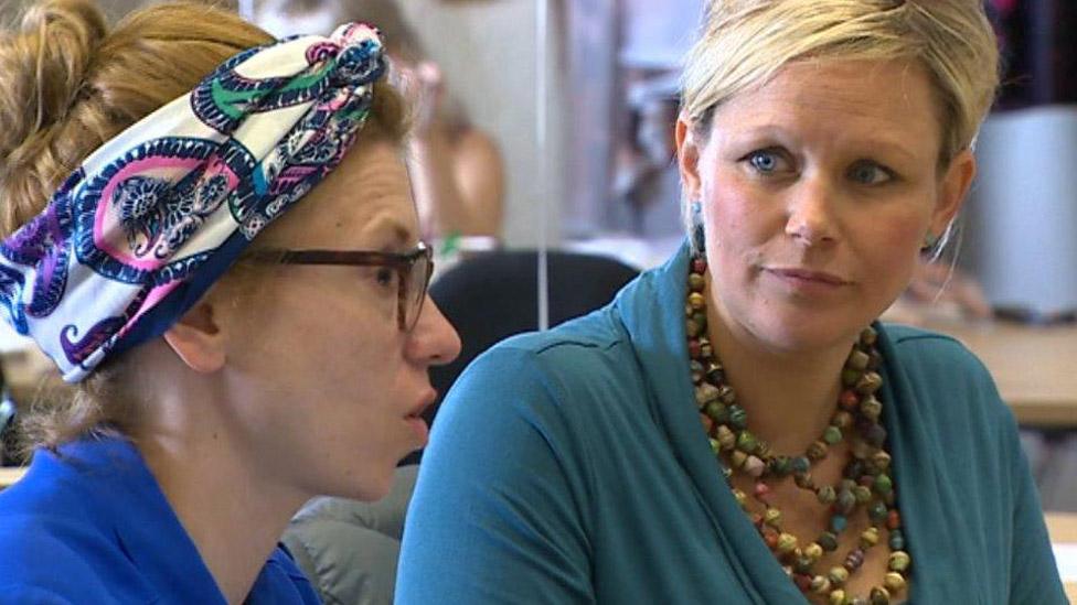 Creative Cardiff pop-up hub aims to grow businesses - BBC News