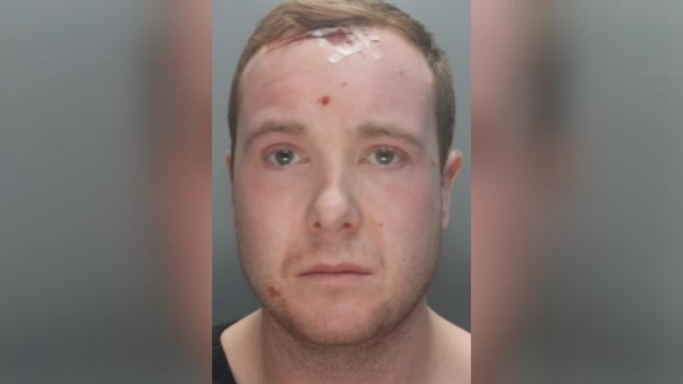 'Depraved' killer Carl Langdell jailed for first date murder - BBC News