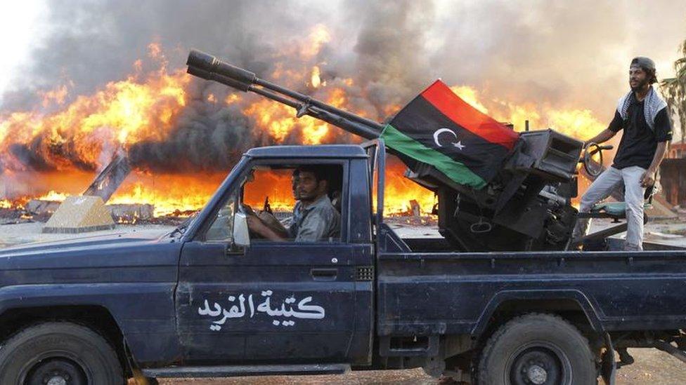 MPs attack Cameron over Libya 'collapse' - BBC News