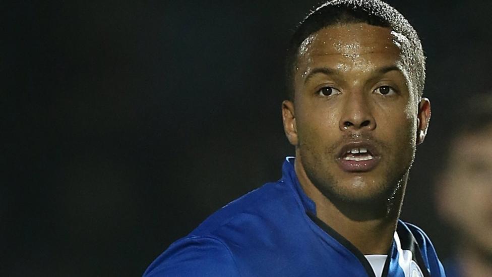 Ex-footballer Joe Thompson takes on 21-mile fundraising walk - BBC News