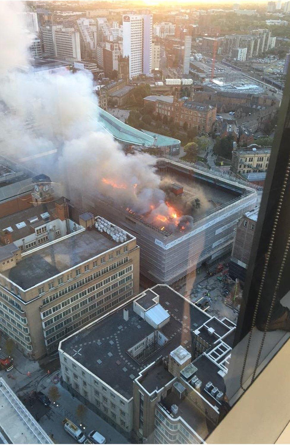 Large fire damages Manchester city centre CWS building - BBC News
