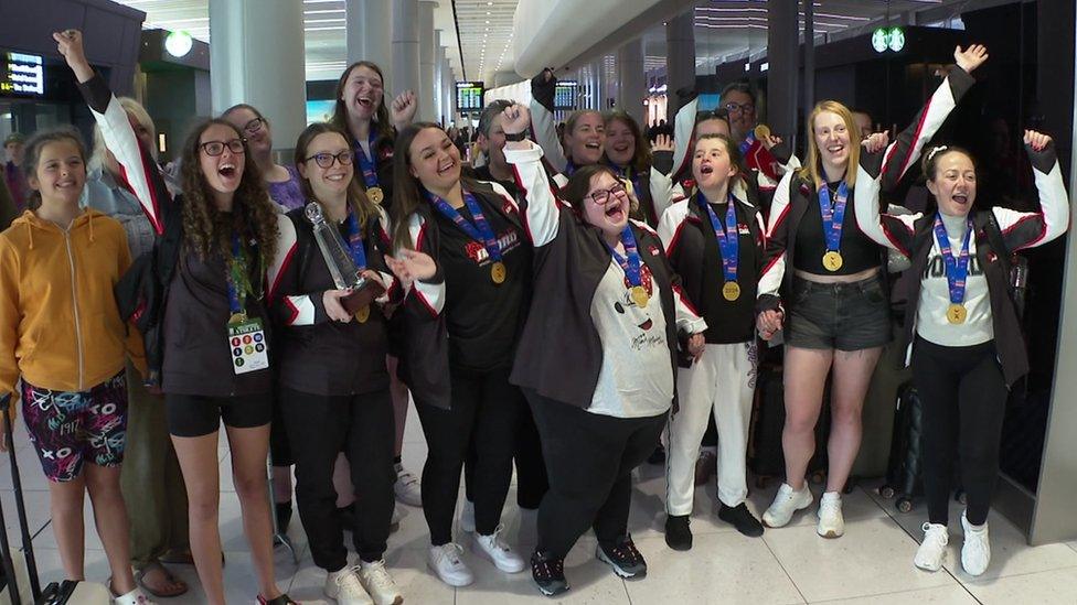 World Cheerleading Championships: England team Red Hot Superstars ...