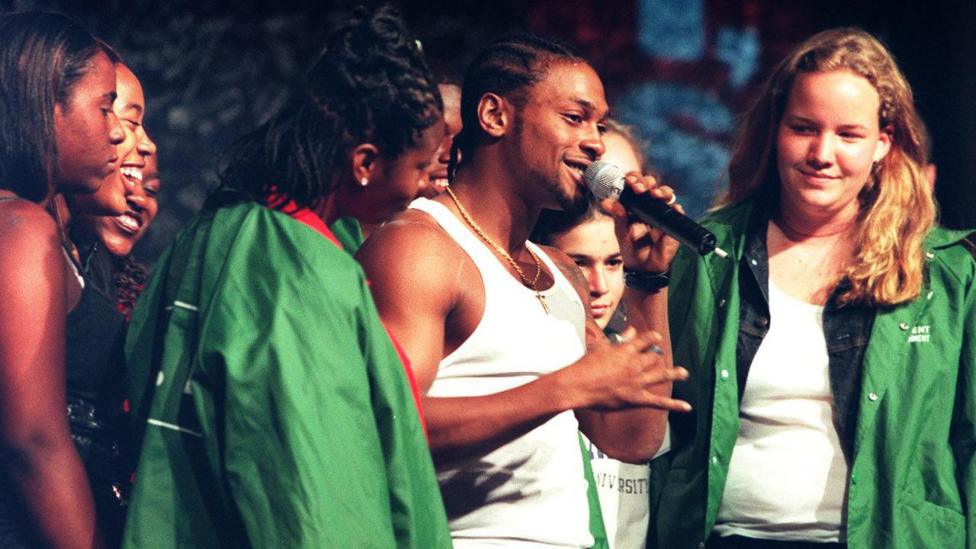 D'Angelo: The pioneer who charted a new course for soul music - BBC News