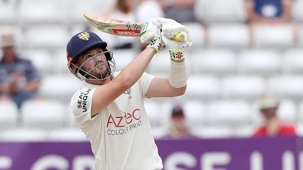 Durham: Wicketkeeper-batter Ollie Robinson signs on for three more ...